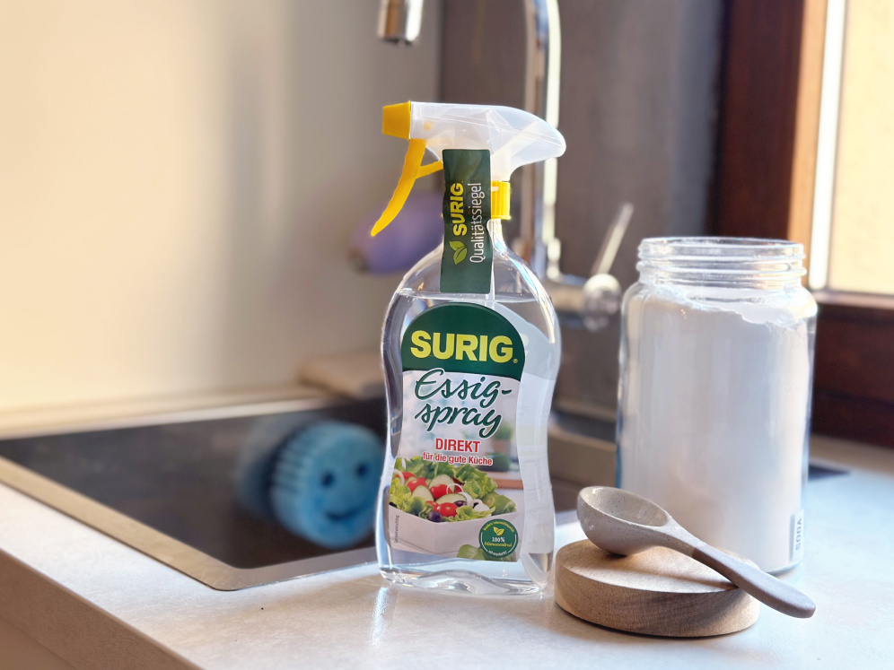 Mit Essigessenz von Surig alles putzen