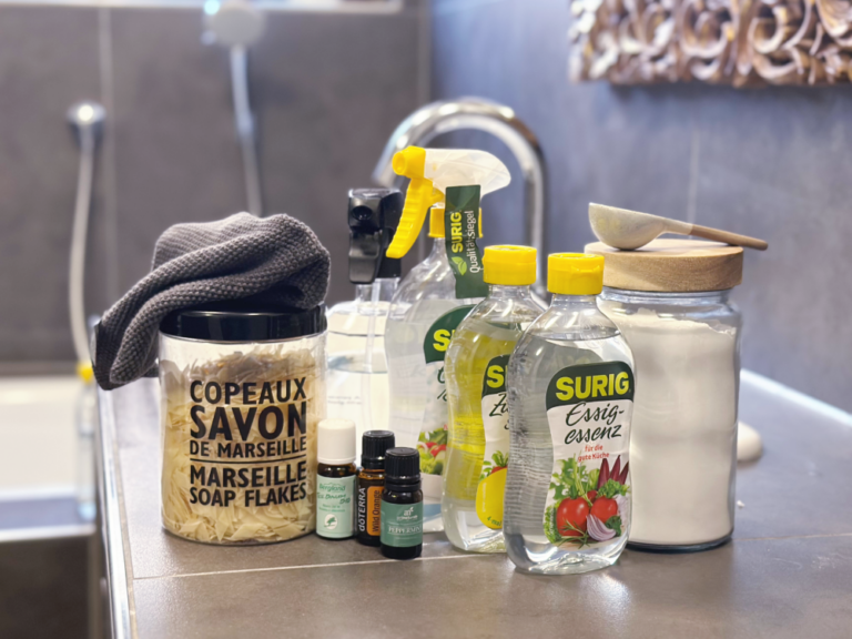Mit Essigessenz von Surig alles putzen