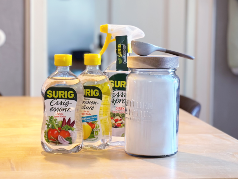 Mit Essigessenz von Surig alles putzen